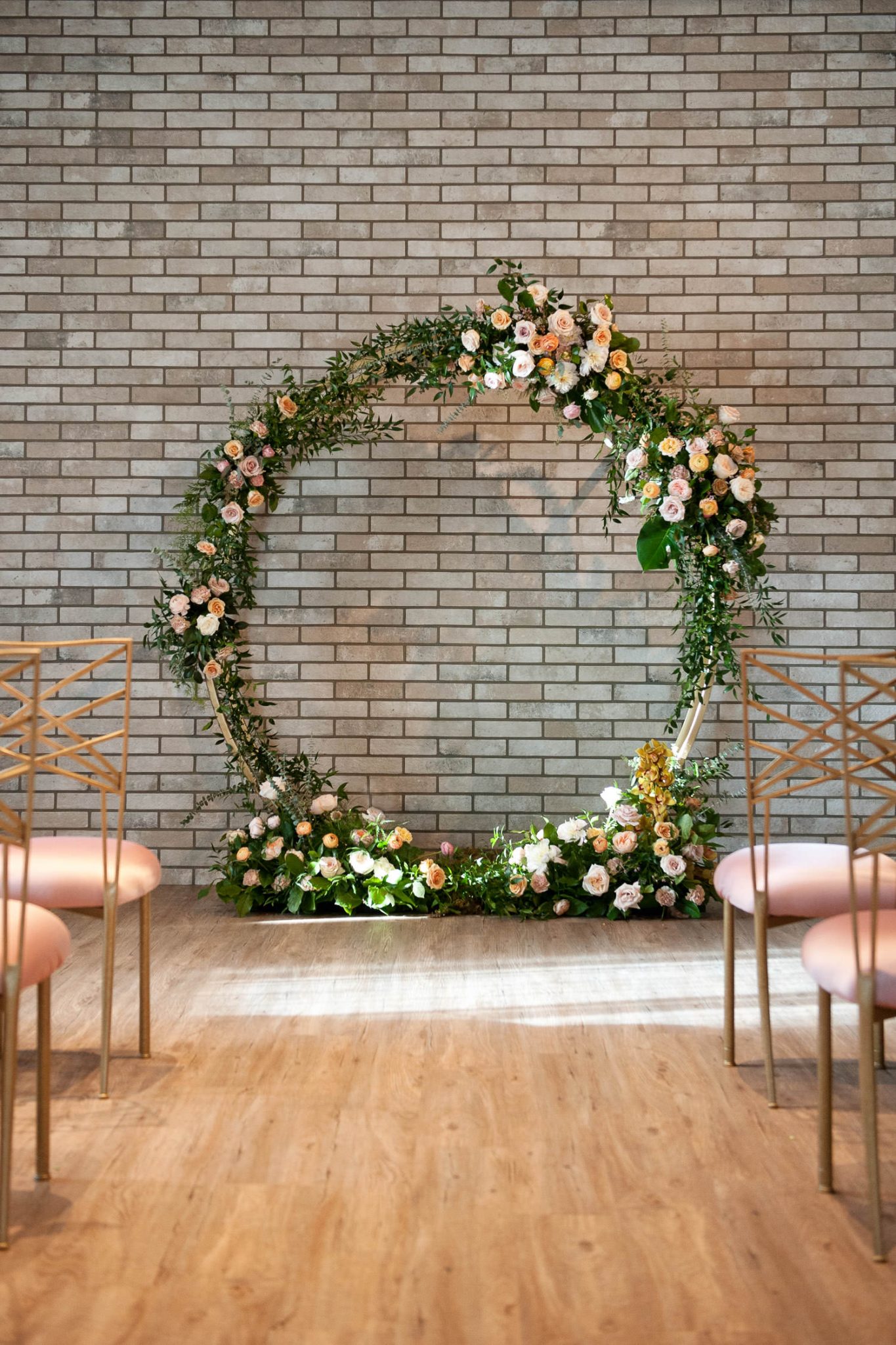 Circle wedding arches in Calgary - Tara Whittaker Photography